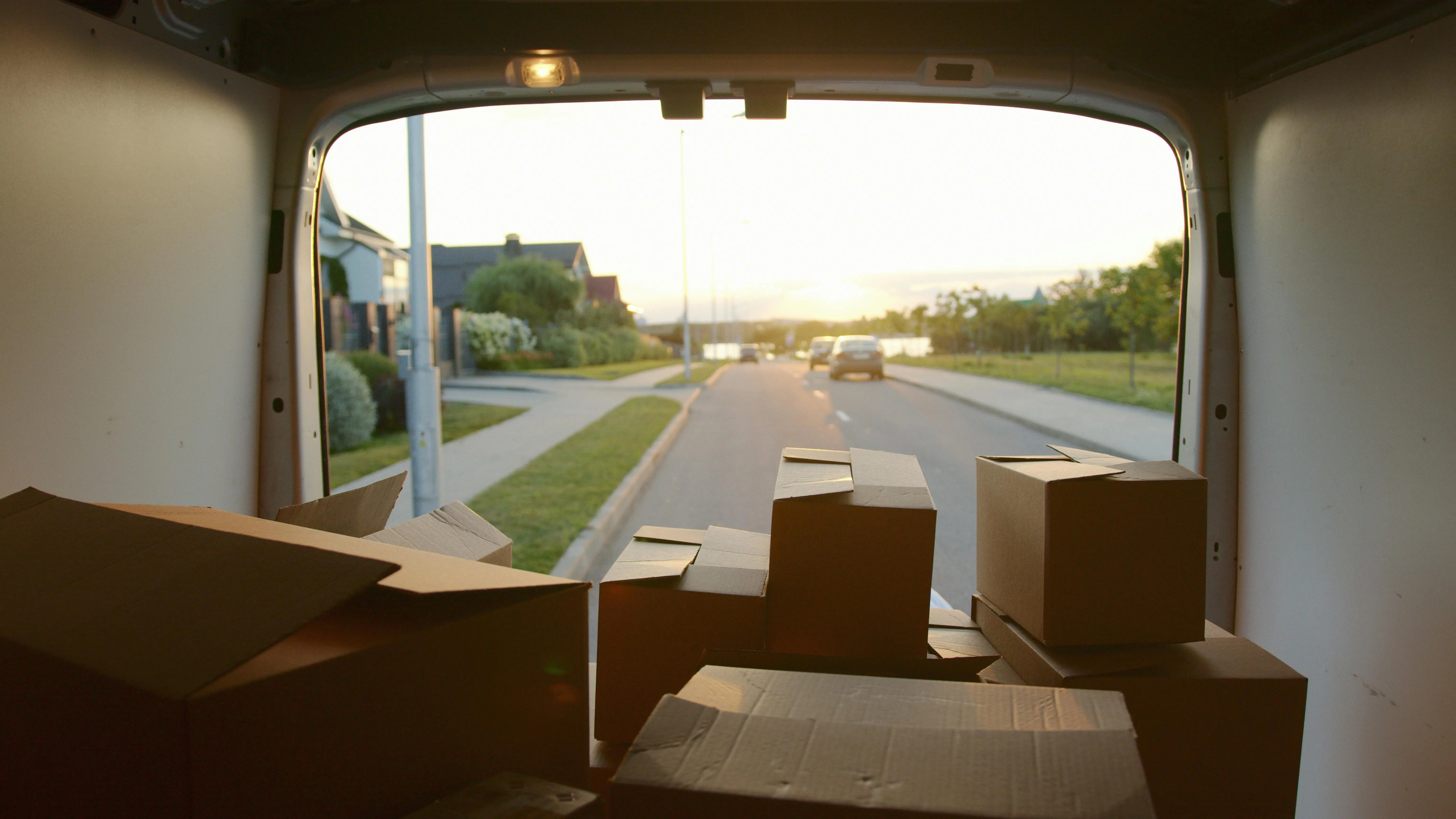 Overnight Delivery and Co-loading Shipments: Acing The Final Mile